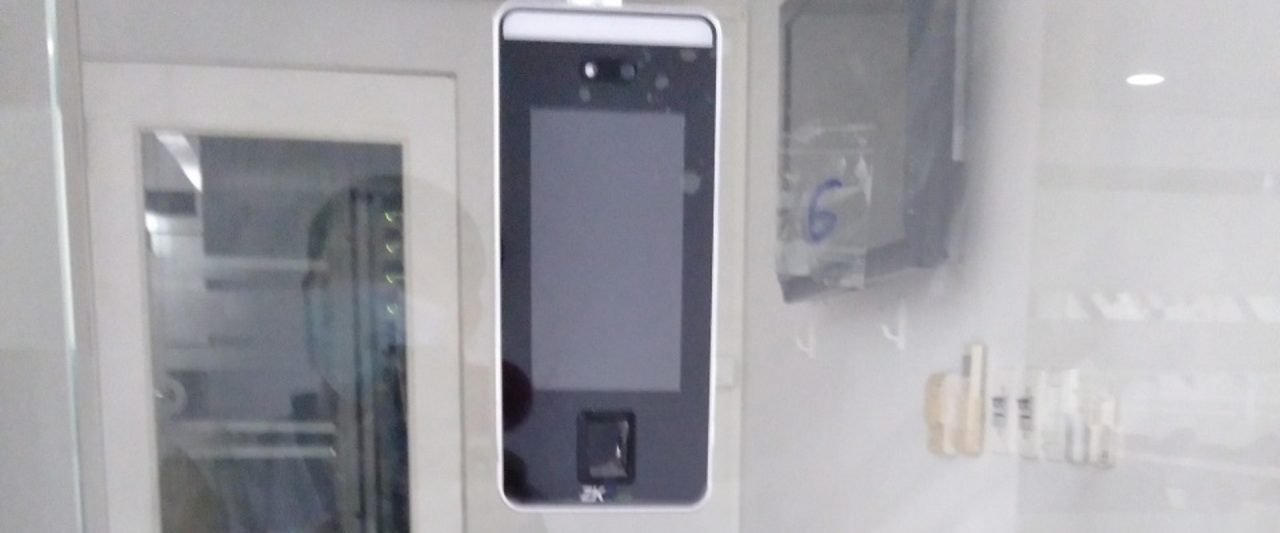 Thi công máy chấm công nhận diện khuôn mặt cho nhà máy tại Vĩnh Long