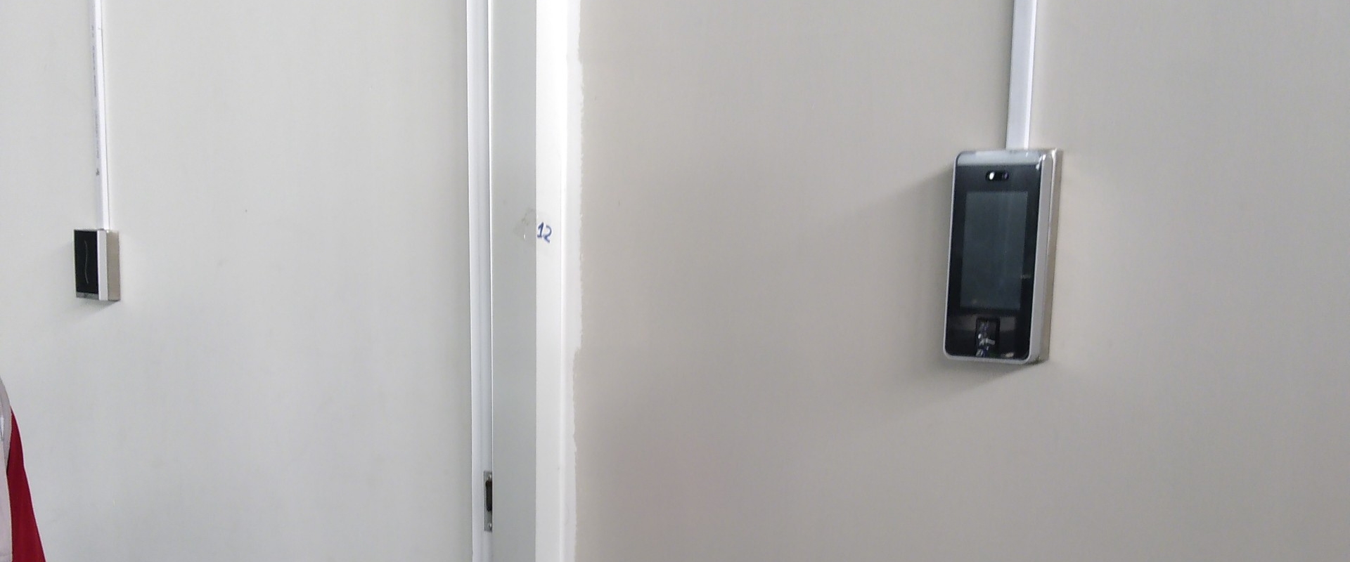 Thi công máy chấm công nhận diện khuôn mặt cho nhà máy tại Vĩnh Long